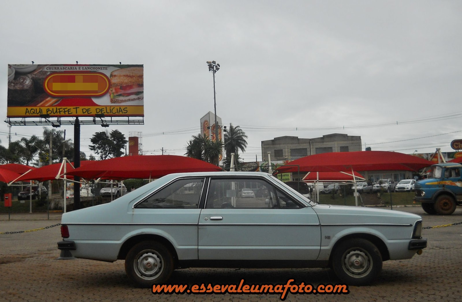 Registros Automotivos do Cotidiano: Ford Corcel II L 1979
