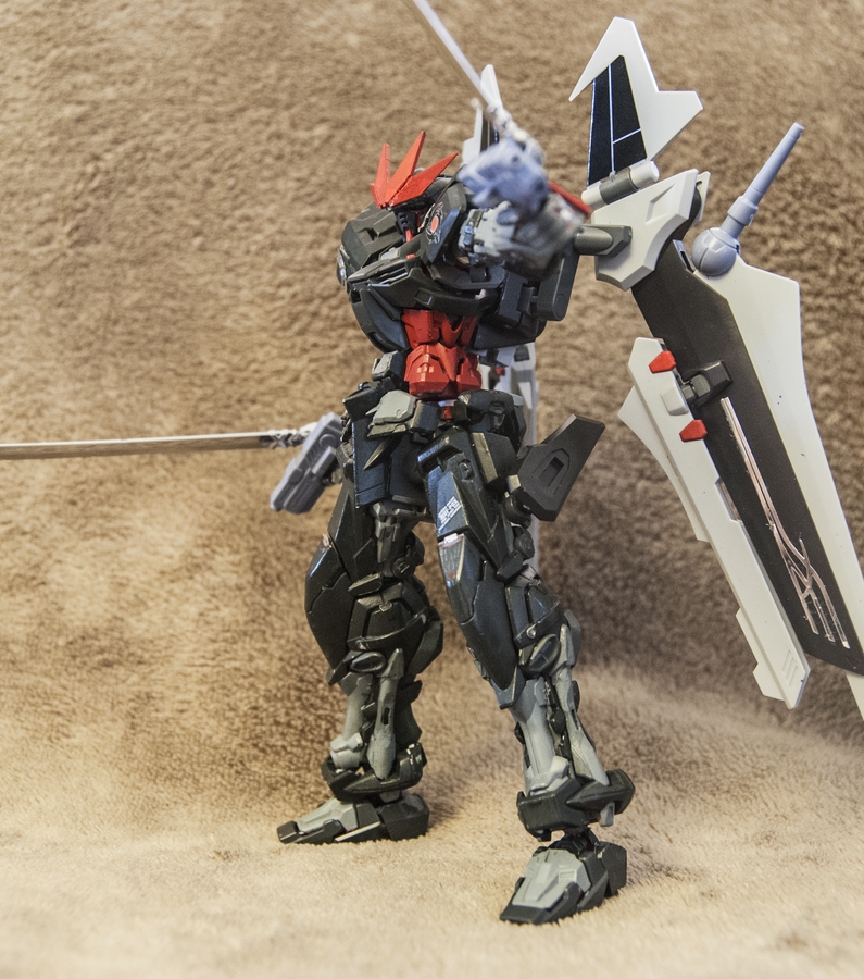 Custom Build: RG 1/144 Gundam Astray Noir
