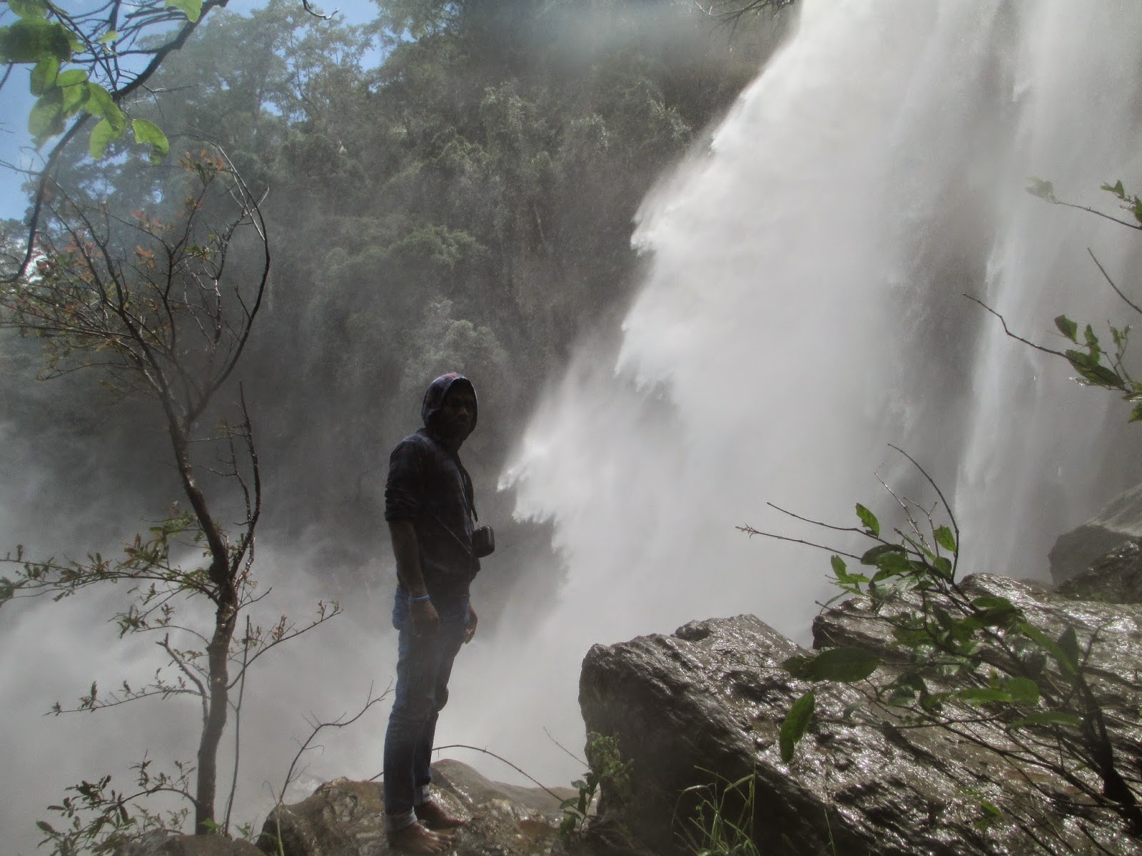 Peessa Ella / Peessa Waterfall ~ GreenMap Sri Lanka