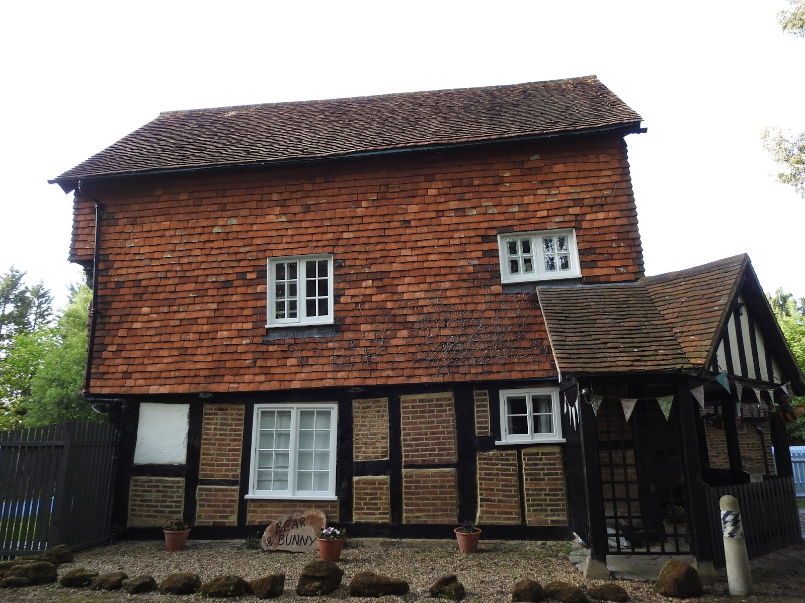 Crawley Old Town: EIGHT PICTURES: Charlwood Park