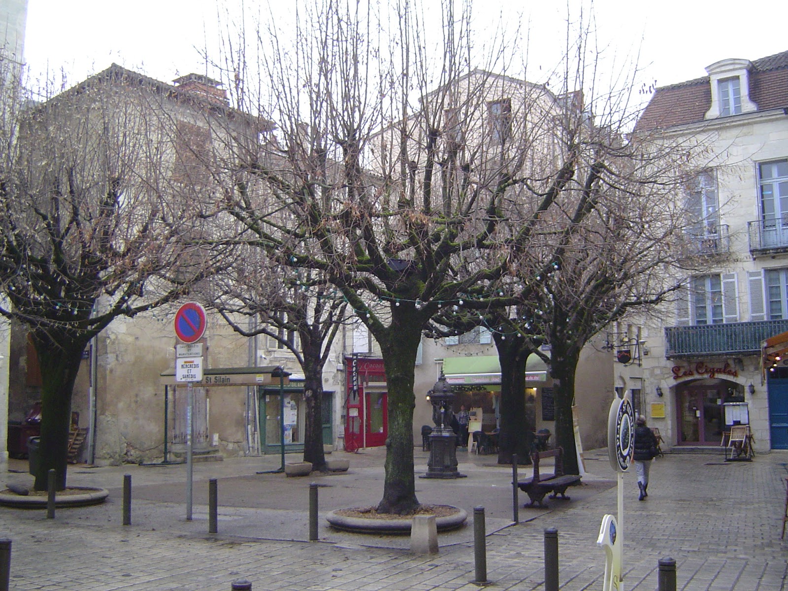 Barcelona - Cádiz por el Báltico: Périgueux, Bordeaux, FR. Dando tumbos ...