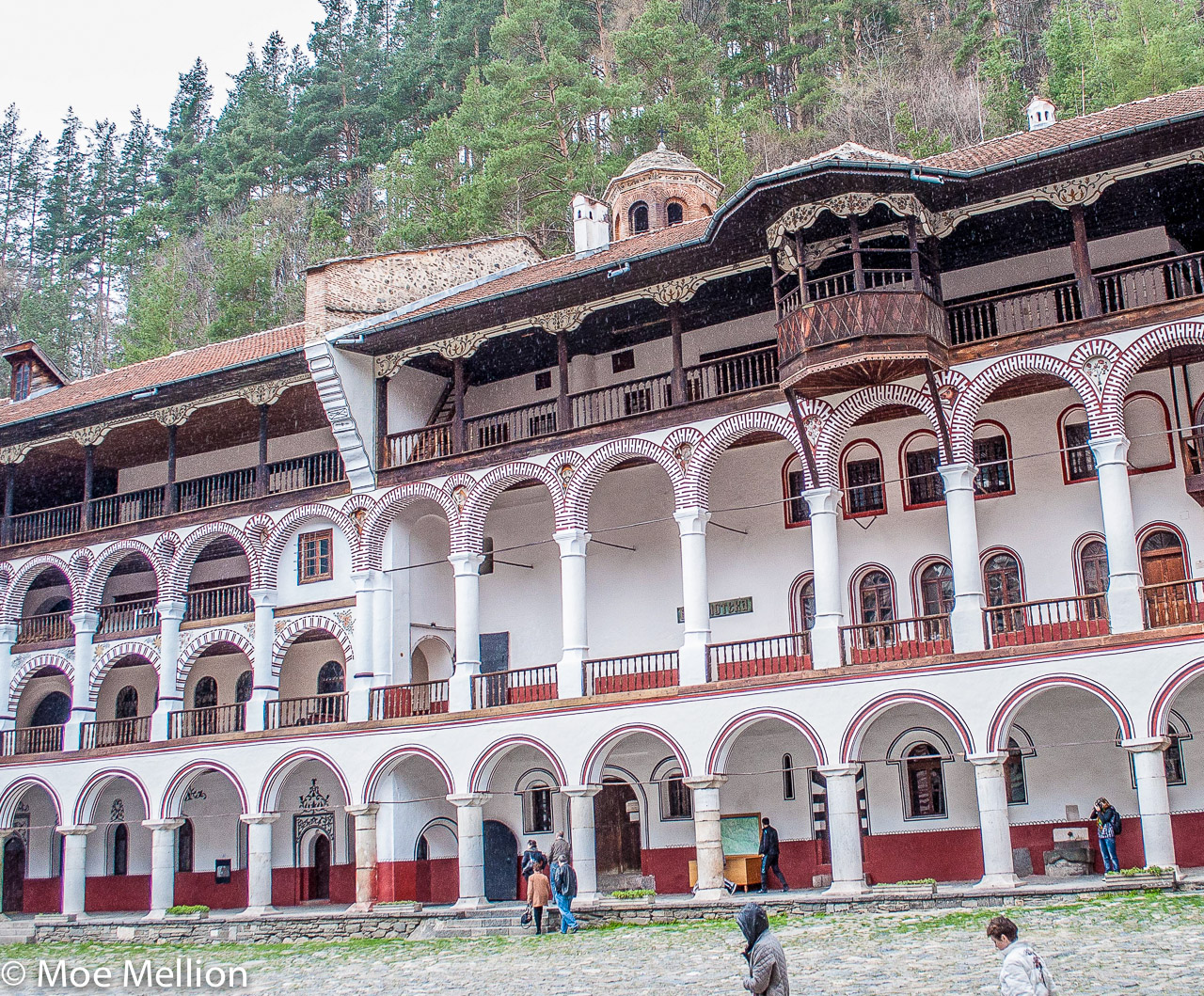 Moe and Irene's RTW blog: Rila Monastery