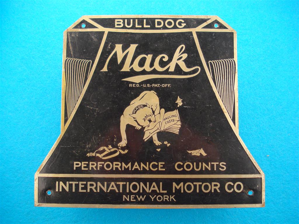 American Auto Emblems: MACK