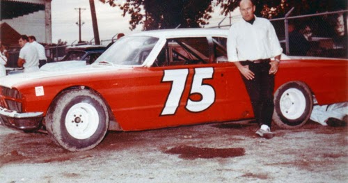 Midwest Racing Archives: 1968 - Hughes and Connolly test IMCA invaders