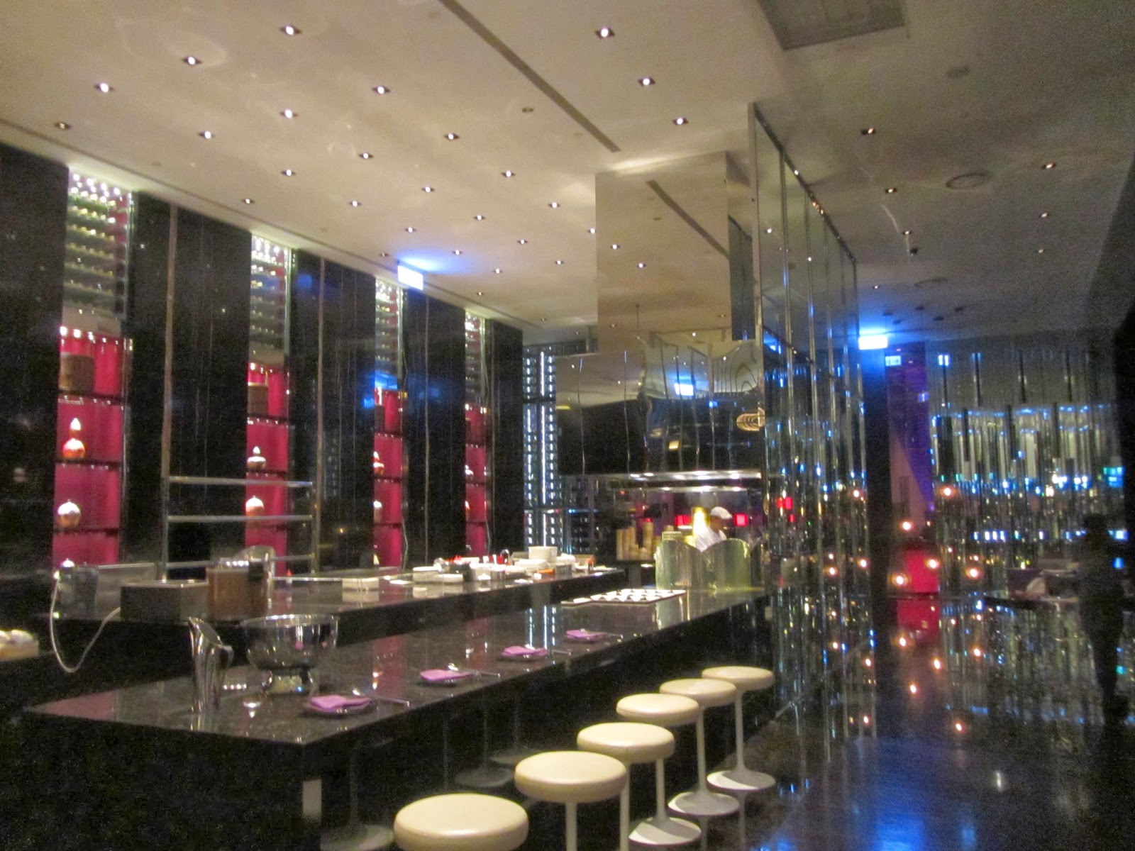 COCOBELLA BALLERINA: YEN BAR @ THE W TAIPEI