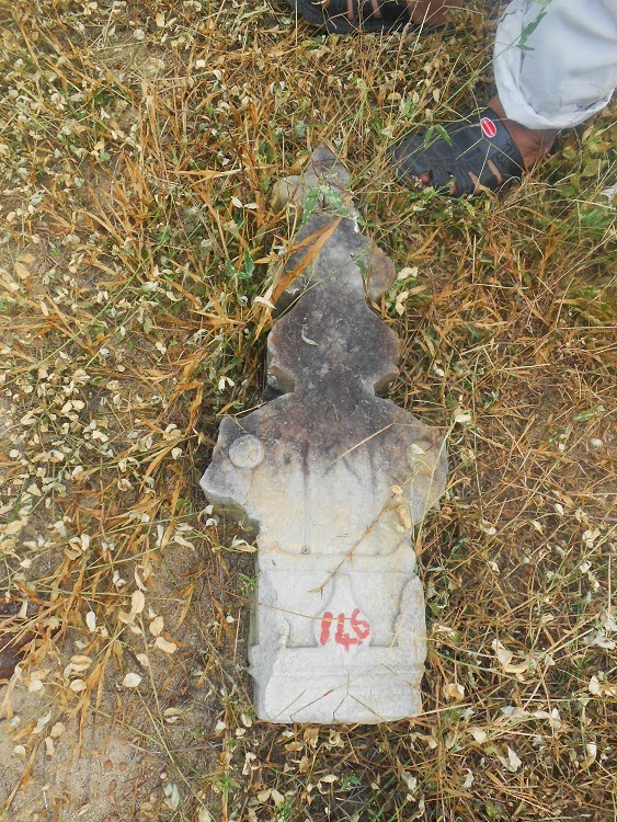 SENI LAMA MELAYU (MALAY OLDEN ART): Batu nesan Aceh di makam Hang Tuah ...