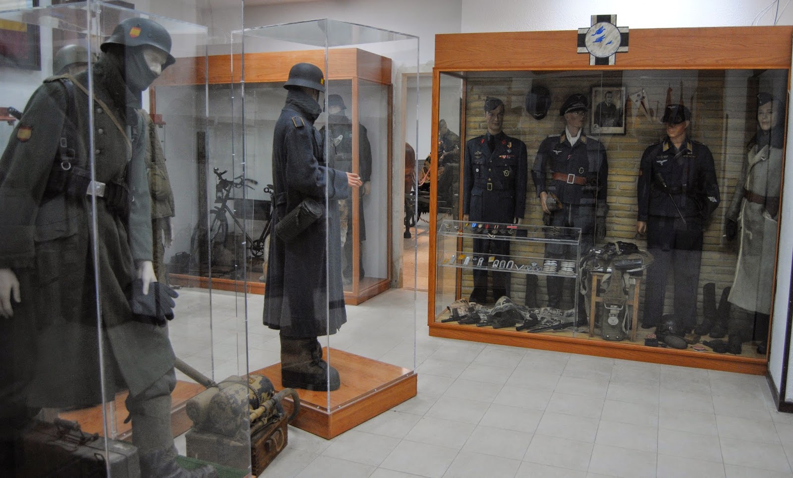 MUSEOS MILITARES Y POLICIALES: DIVISIÓN AZUL