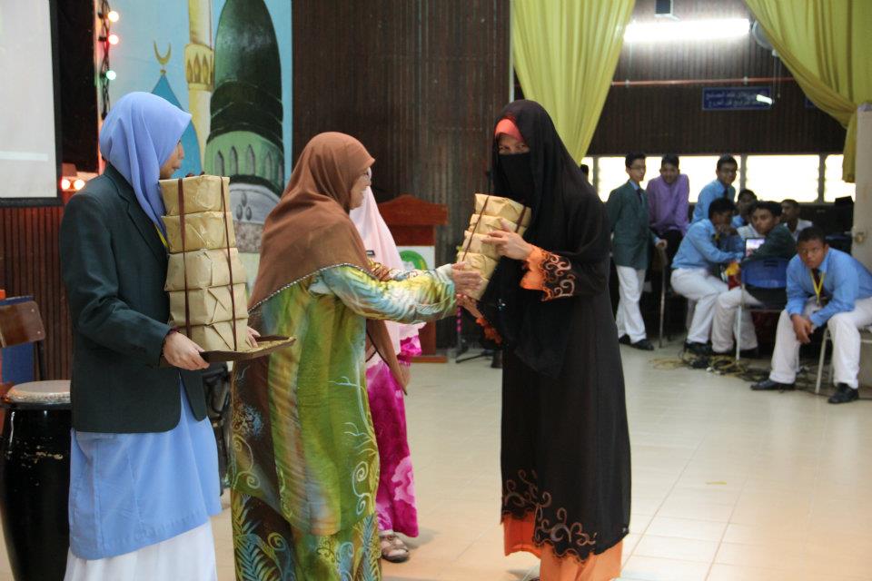 Majlis Tertinggi Ketua Pelajar SMKASAS (MATER): SAMBUTAN HARI GURU ...