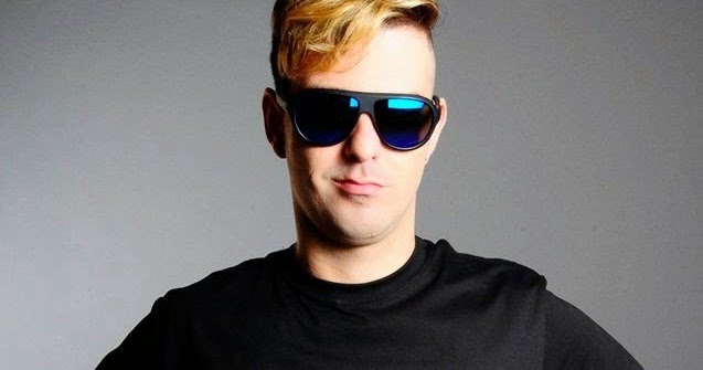 Papo entre Mulheres: ENTREVISTA – FHER CASSINI