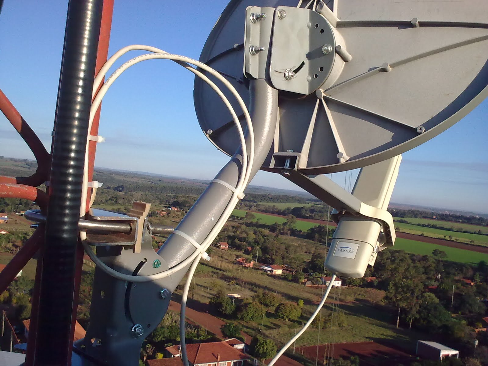 SakMa Tech: Instalación de Equipos Wireless, Cableado Estructurado de Redes