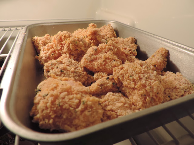 Homemade Chicken Nuggets Recipe - The Kitchen Wife