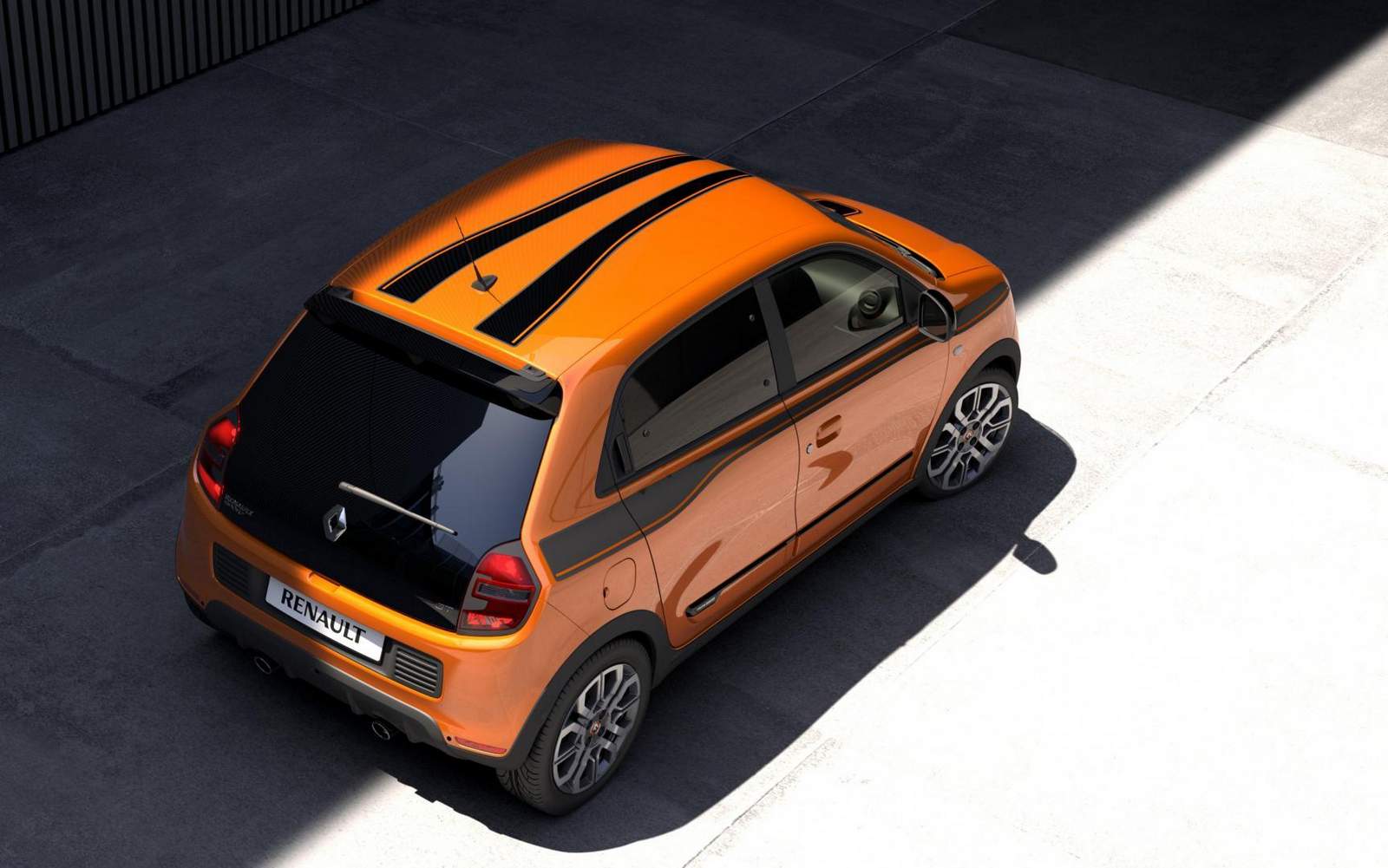 Renault Twingo GT Turbo: fotos e especificações oficiais