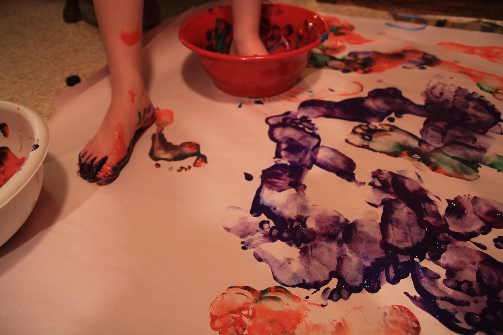 The Sparkling Martins: Foot Painting!