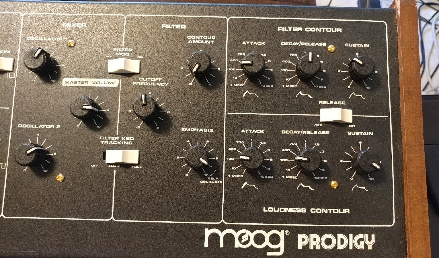 MATRIXSYNTH: Moog Prodigy Analog Synthesizer Model 336A Demo