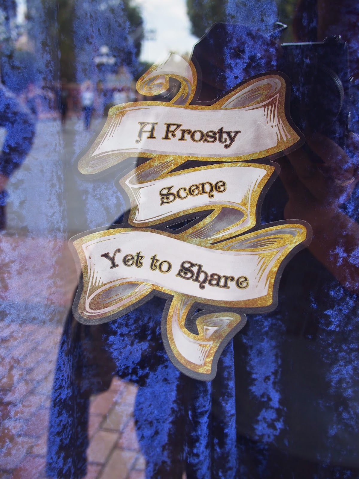 Disney Avenue: A Walk in the Park: Disneyland Edition - Halloween "Tree ...