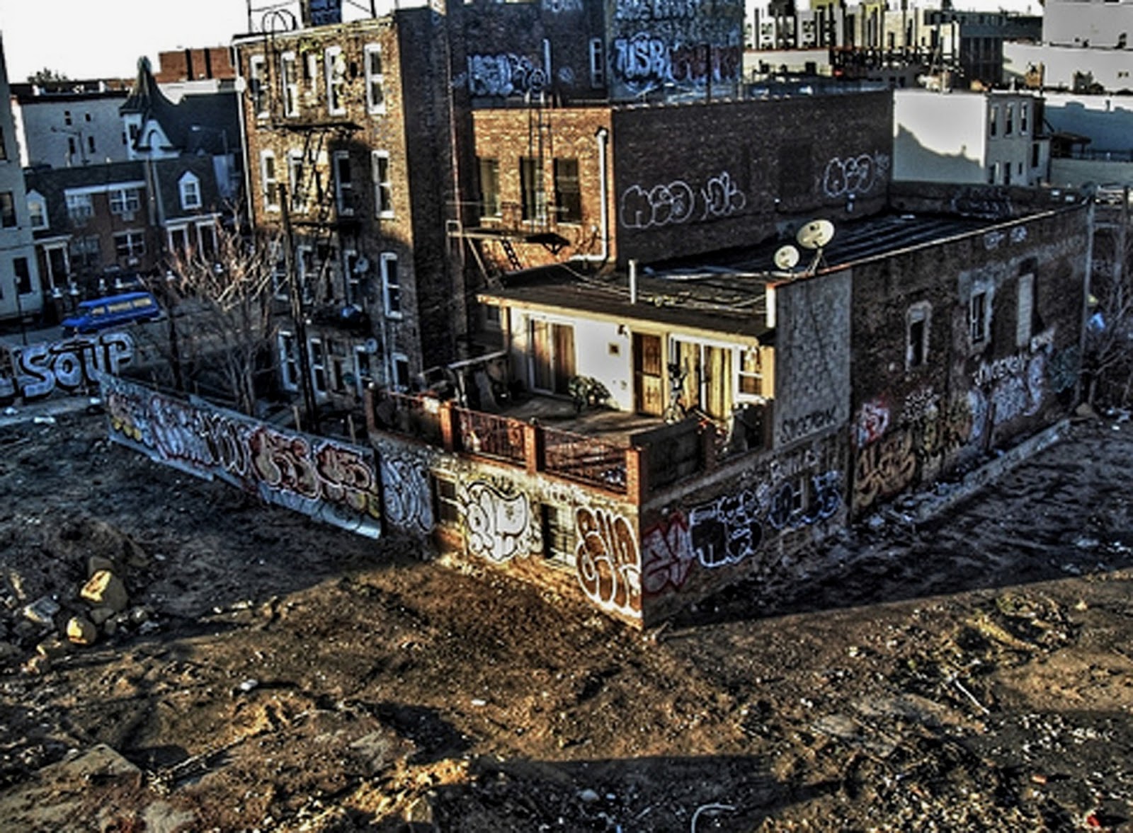 Predictable History, Unpredictable Past: The Destruction of Detroit ...