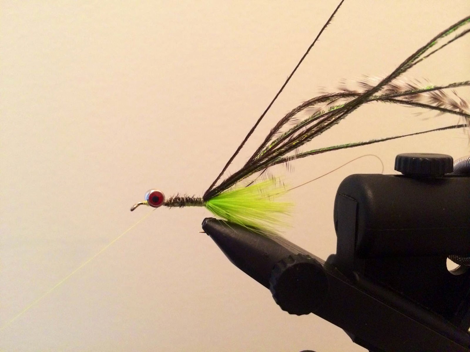 The Rogue Outdoors: Sarge's Crappie Fly