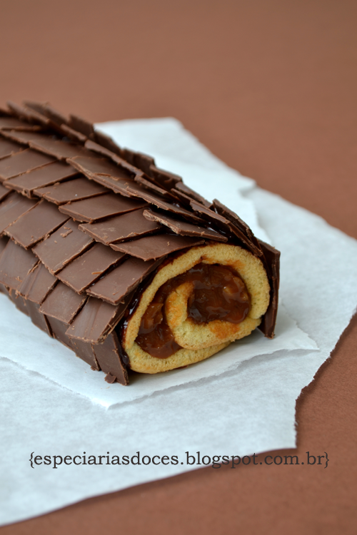 Especiarias doces: Mini rocambole de baunilha com cocada morena e chocolate