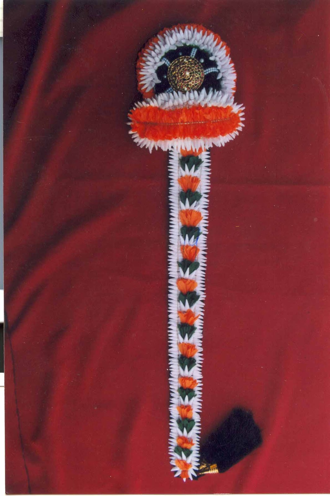 SHRINGAR COSTUMES: ARTIFICIAL FLOWERS FOR THE DANCE