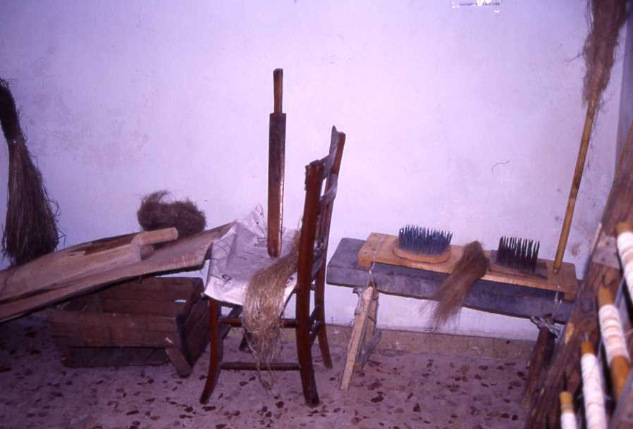 Dalla Terra dei Santoni: Il lino secondo la tradizione contadina