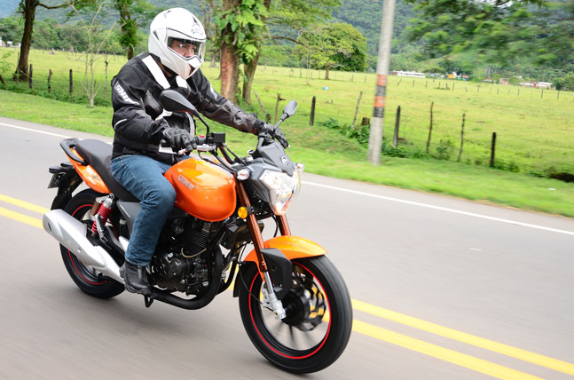 Keeway RK V 200 Naked