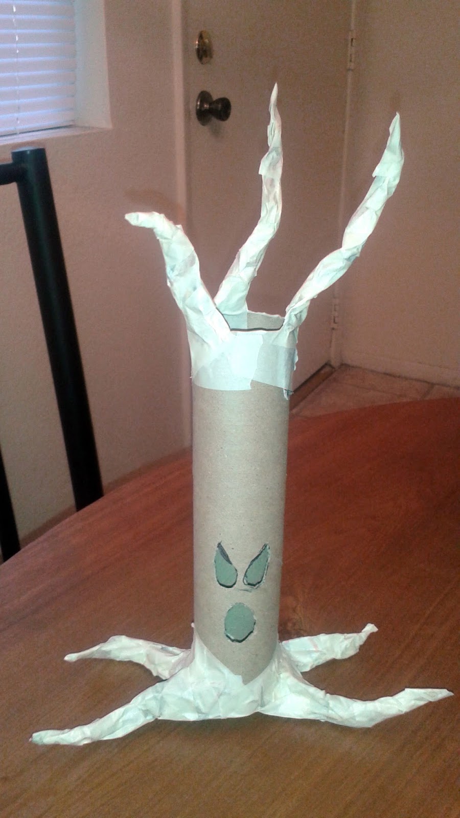 DIY Halloween Haunted Tree