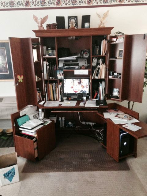 The Desperate Pastor Blog: The Pastor's Desk (Episode 30)