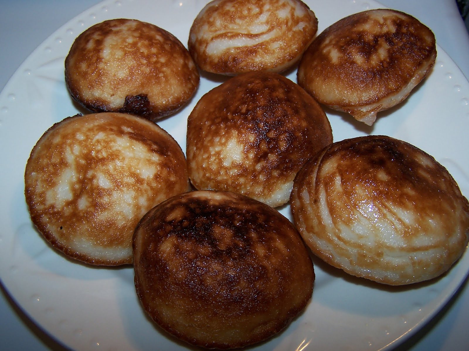 Swahili Mom Kitchen: Vitumbua (Tanzanian Coconut Rice Cup Cakes)