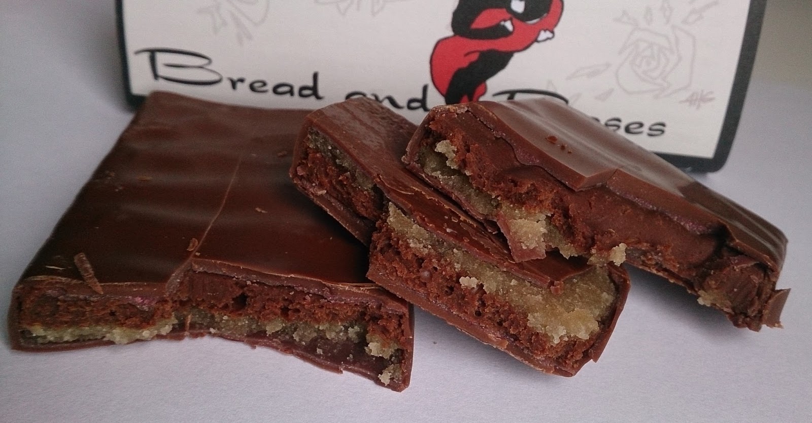 Chwile zasłodzenia: Zotter Bread and Roses mleczna 40 % z warstwą ...