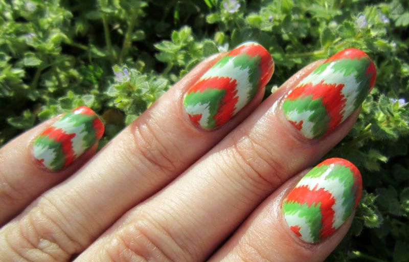 Indian Tricolor nail art- Celebrate the colors of freedom on your nails