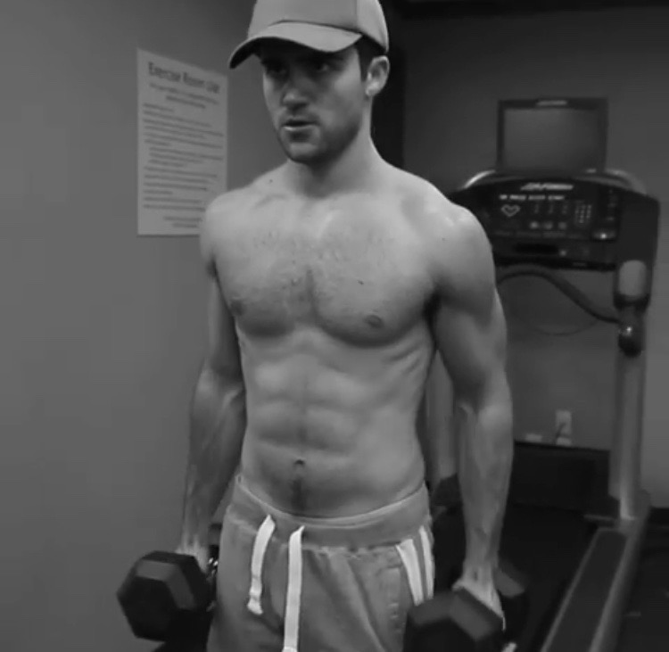 Alexis_Superfan's Shirtless Male Celebs: Max Ehrich shirtless instagram ...