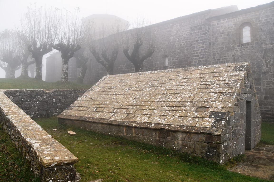 Mendiko osterak: Madotz - Ata - Aralarko Santutegia - GR Madotz