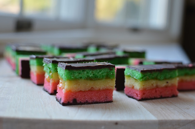Playing with Flour: Tri-color cookies - the twelve hour project