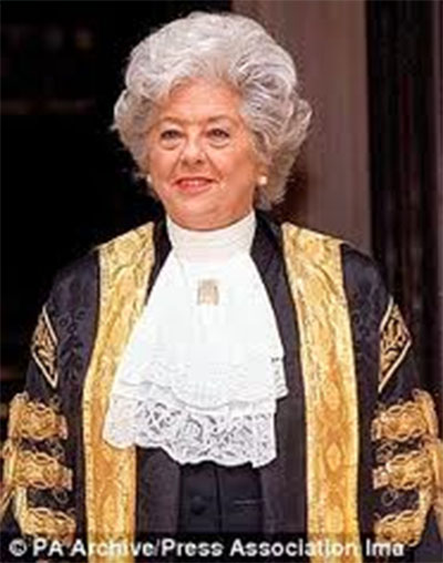 N e e d l e p r i n t: Pat Perryman Honiton Lacemaker Awarded BEM