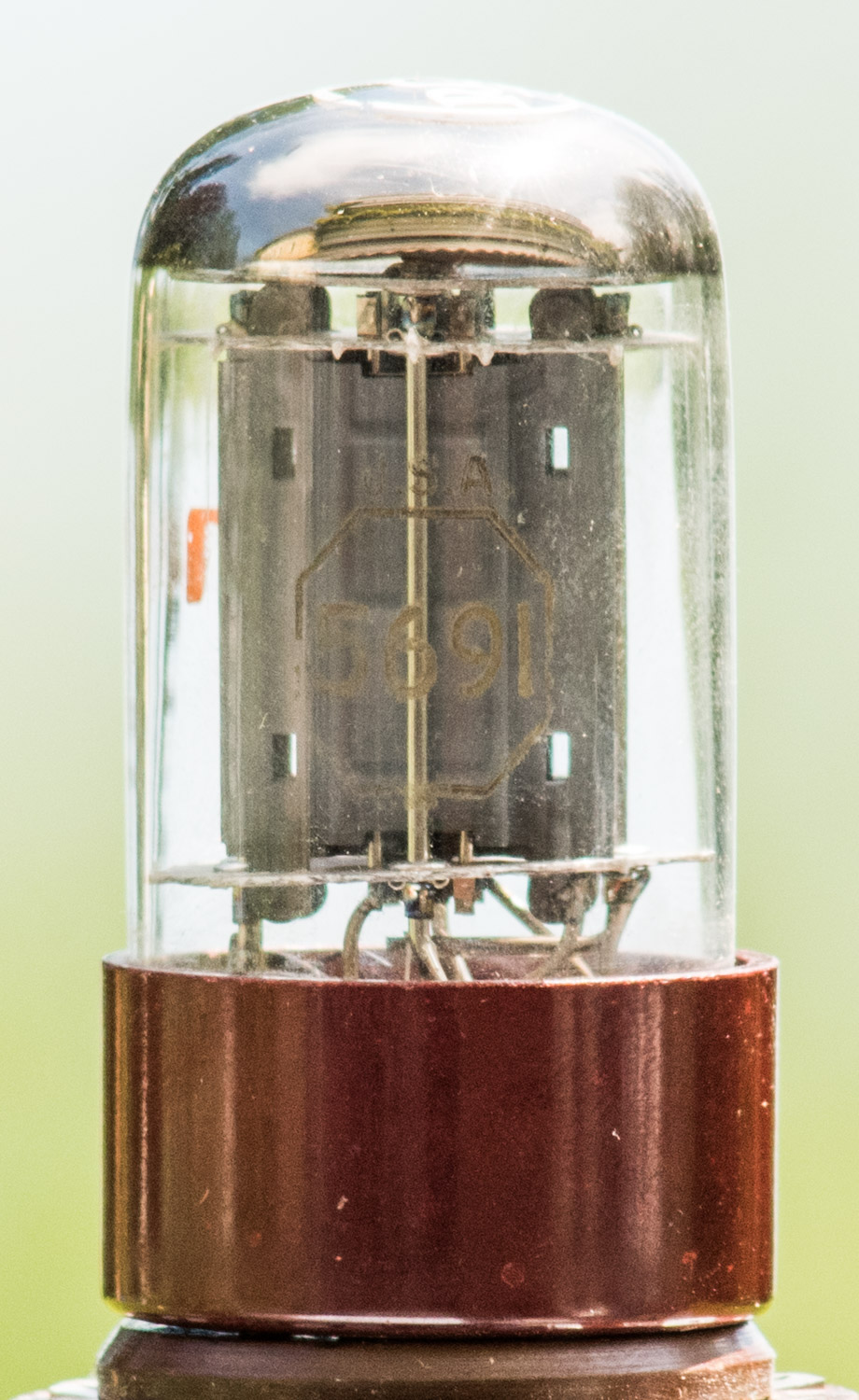 VinylSavor: Tube of the Month : The 6SL7