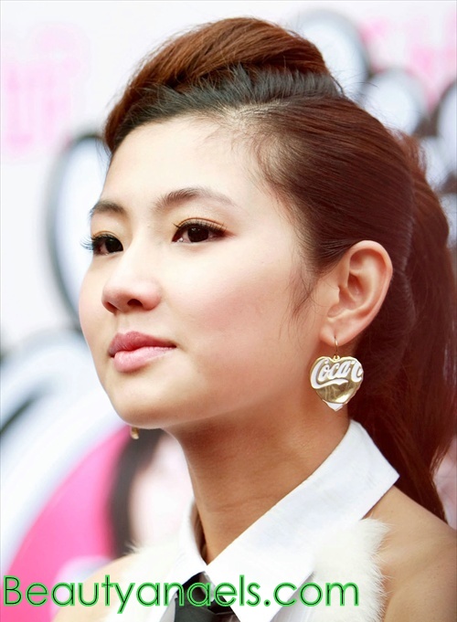 Chinese Model Actress Selina Ren Jia Xuan Hot Cute Images | dependientassa