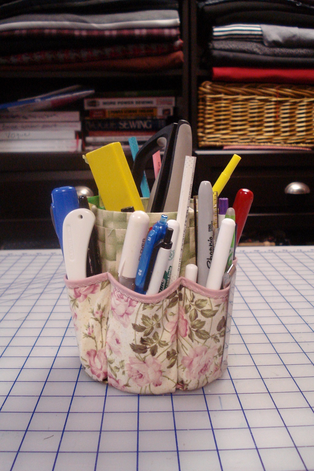 Diana's Sewing Lessons: How to Make a Mug Caddy