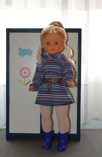 Mis Muñecas: NANCY Y SU ARMARIO