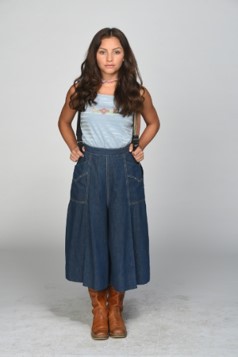 6 iconic 70s-inspired fashion styles we’re loving in Queen of Miami