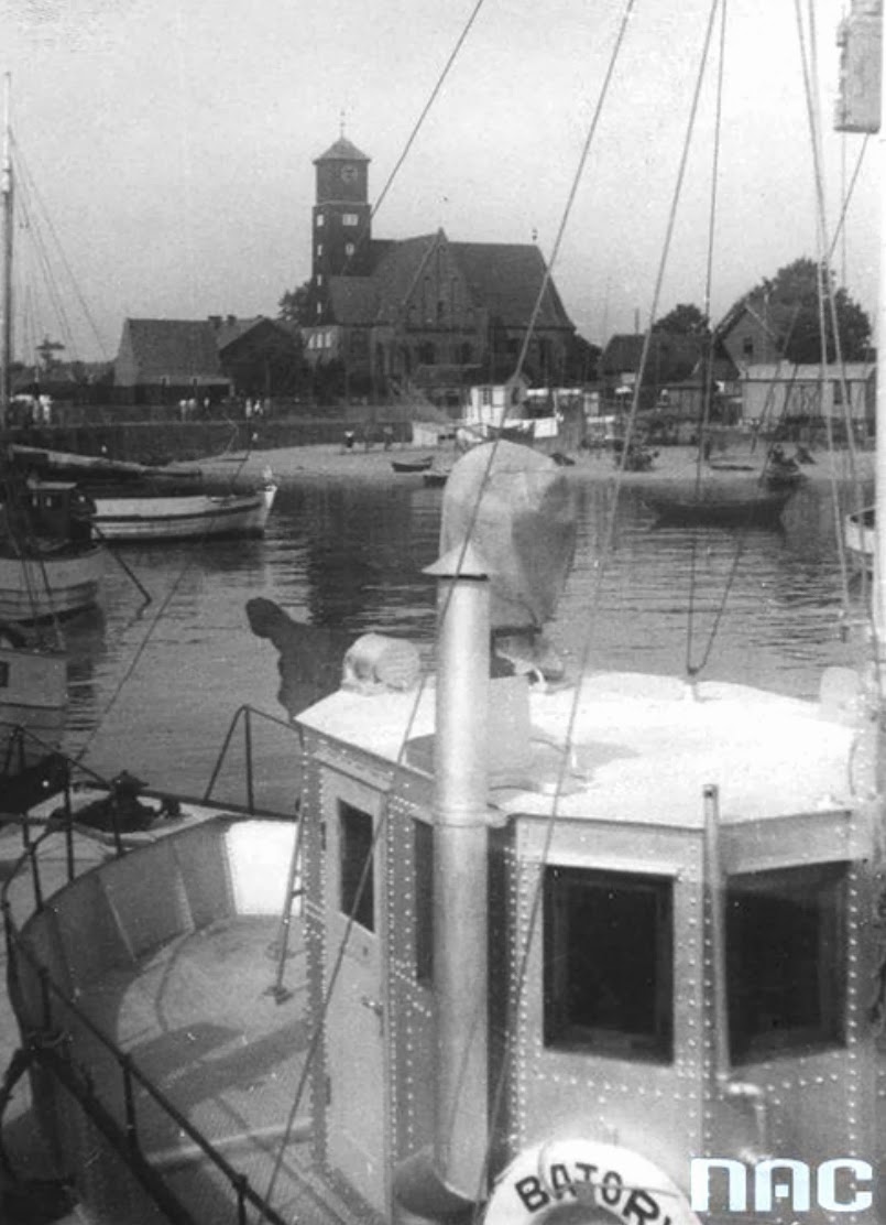 Jim bao Today with ©opyright on all pictu®es and text: ORP Batory