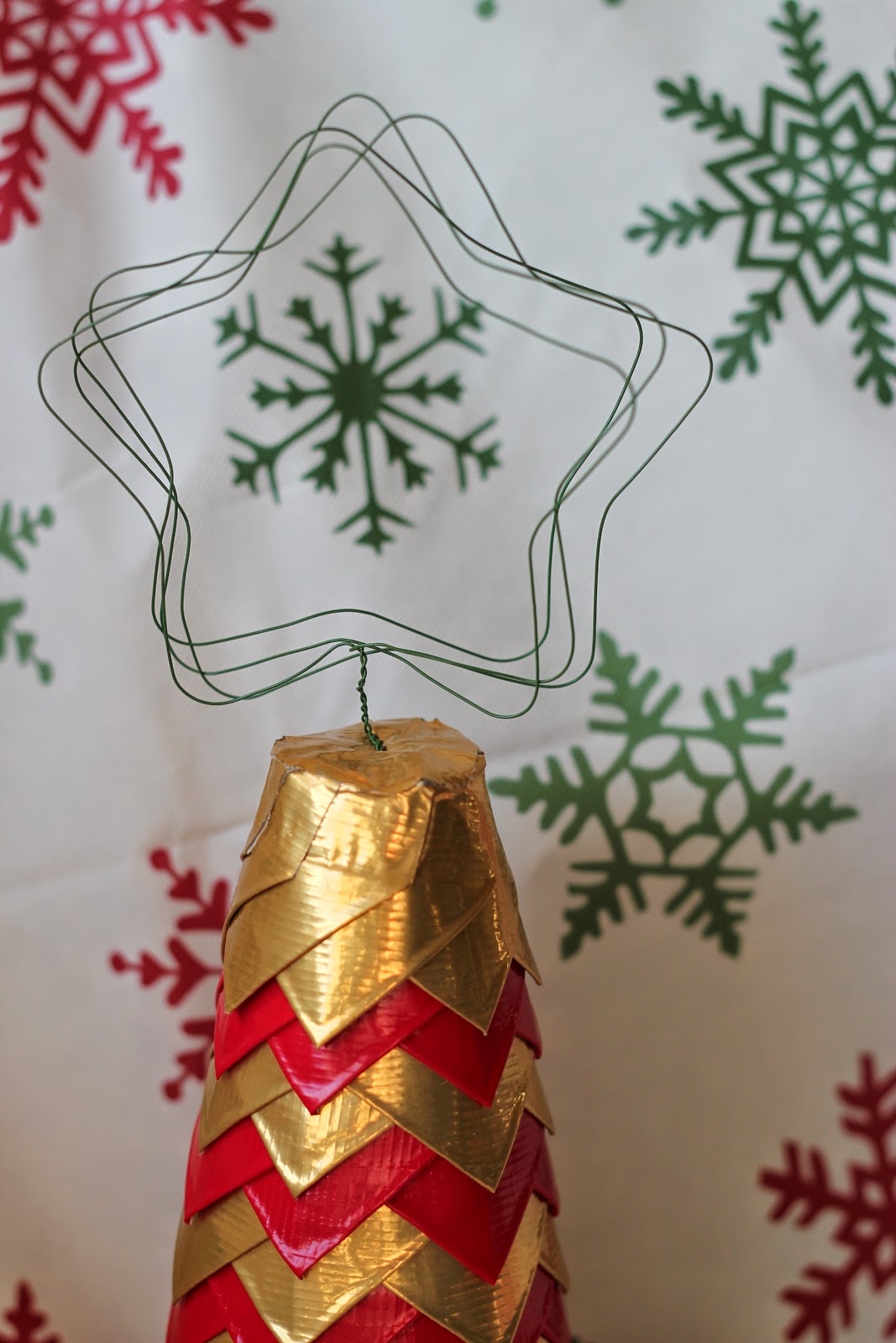DIY Christmas: Duck Brand Duct Tape Chevron Christmas Trees