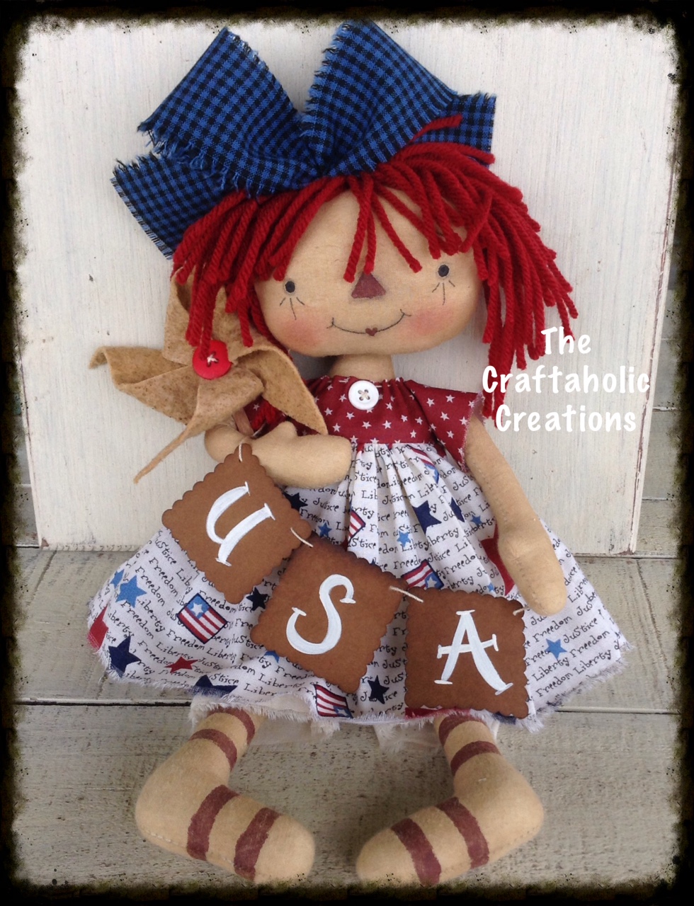 The Craftaholic Creations