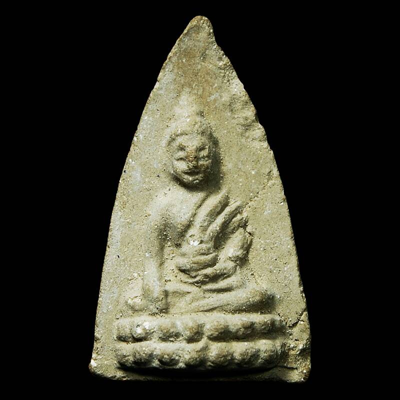 World of Amulets: Putho Noi Pim Lek by Mae Chee Boon Reun Wat Awut