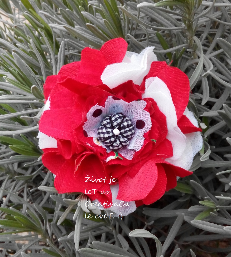 CreativaCale: Unikatni cvetovi 4 / handmade mix fabric flowers