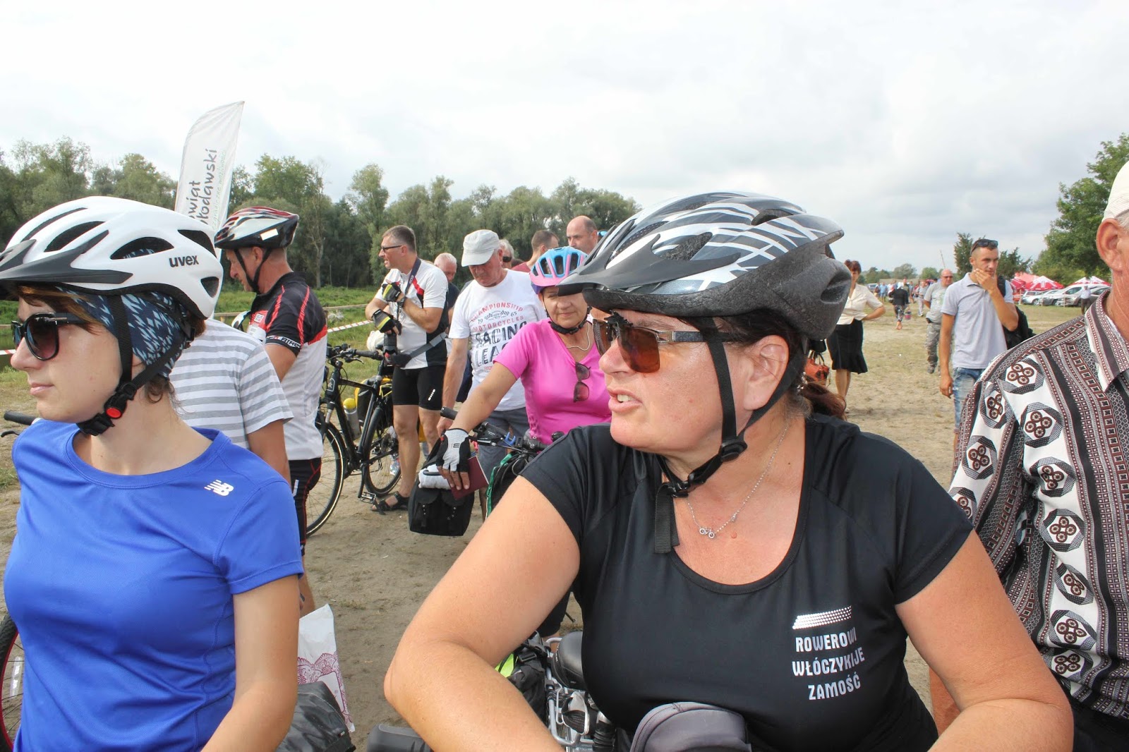 W kajaku, rowerem lub pieszo.: sierpnia 2018