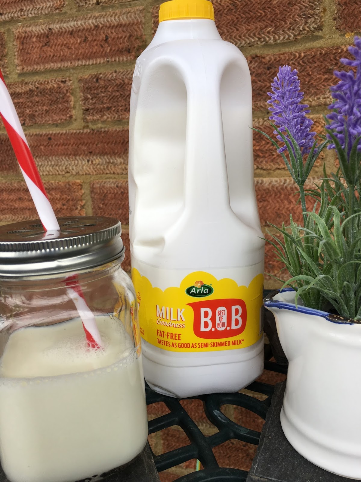 Skimmed milk that tastes like semi-skimmed? Arla's new BOB -Best of Both