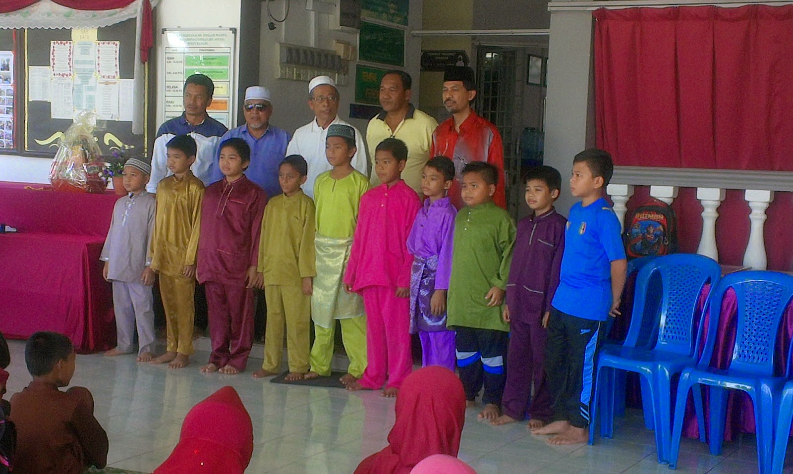 Masjid Bukit Rangin: MAJLIS BERKHATAN BERAMAI-RAMAI