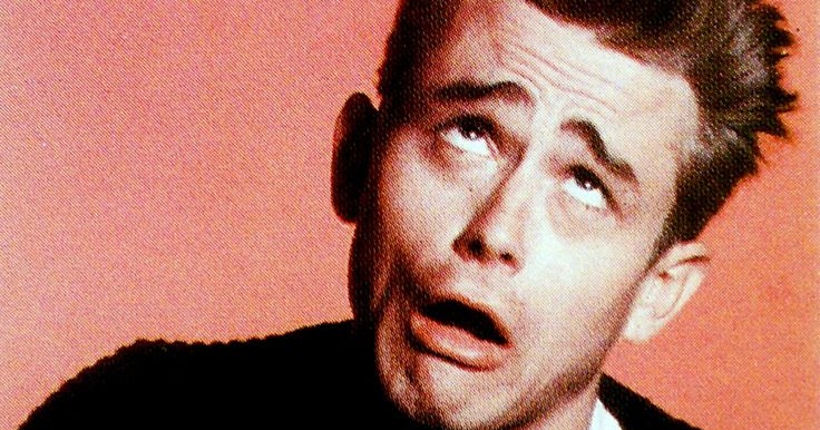 19 Hilarious Photos of Celebrities Posing With Funny Faces That Can't ...