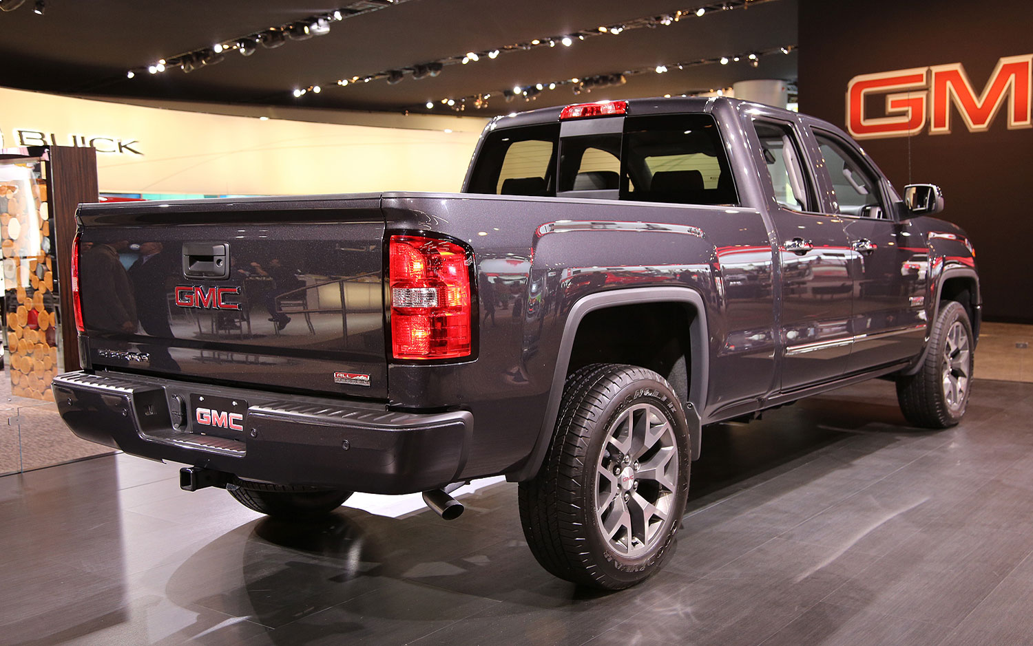 Cars Model 2013 2014: 2014 Chevrolet Silverado 1500 Bows in Motor City – 2013 Detroit