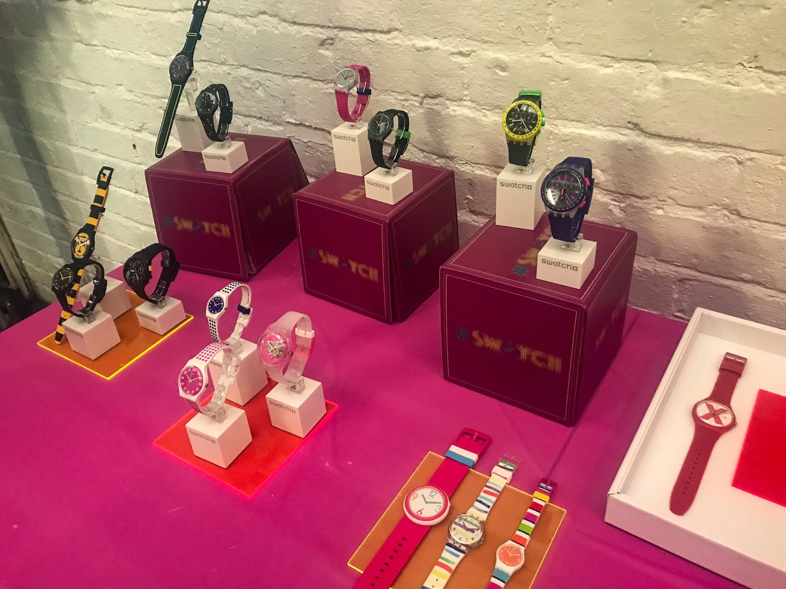 MERRY AND BRIGHT #SWATCHTHIS - SWEETIESAL